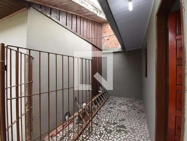 Casa / Sobrado em Condomínio para Locação em São José dos Pinhais/PR Parque da Fonte 2 Quartos