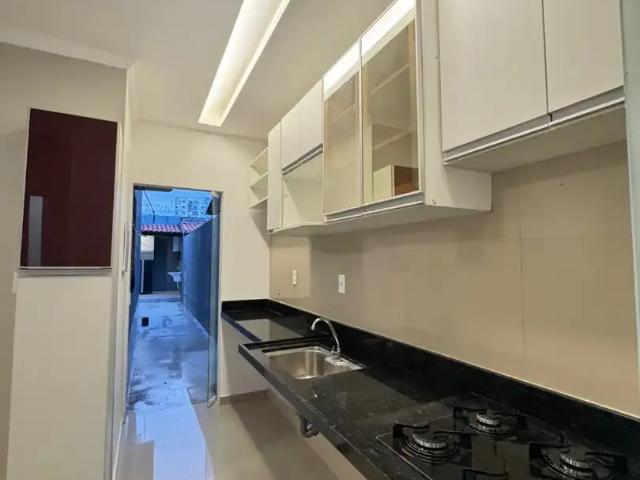 Casa / Sobrado em Condomínio para Locação em São Luís/MA Alto do Calhau 3 Quartos