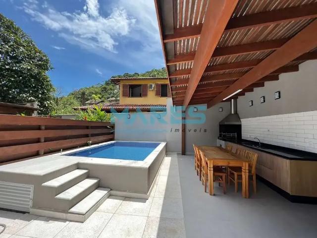 Casa / Sobrado em Condomínio para Locação em São Sebastião/SP Camburi 4 Quartos