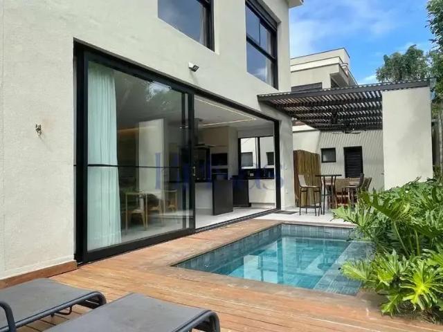 Casa / Sobrado em Condomínio para Locação em São Sebastião/SP Camburi 5 Quartos