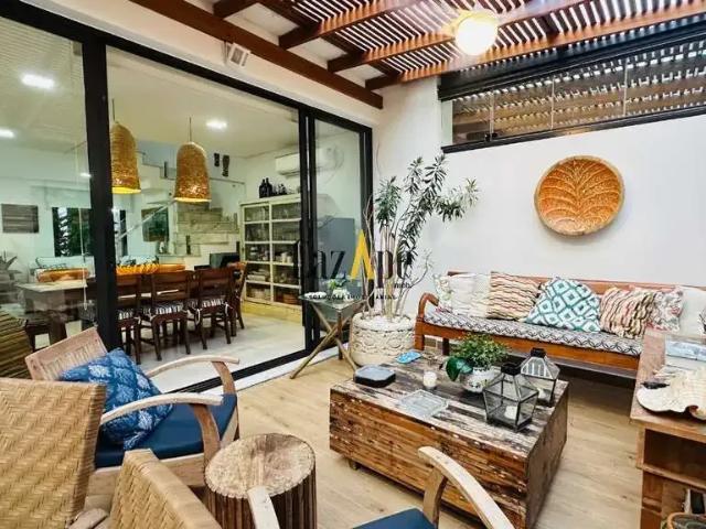 Casa / Sobrado em Condomínio para Locação em São Sebastião/SP Camburi 5 Quartos