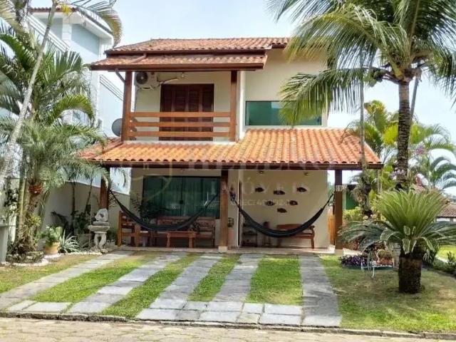Casa / Sobrado em Condomínio para Locação em São Sebastião/SP Canto do Mar 4 Quartos