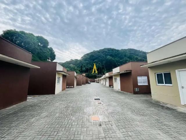 Casa / Sobrado em Condomínio para Locação em São Sebastião/SP Boiçucanga 3 Quartos