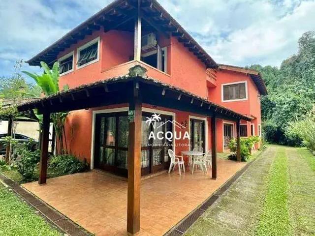 Casa / Sobrado em Condomínio para Locação em São Sebastião/SP Barra do Sahy 3 Quartos