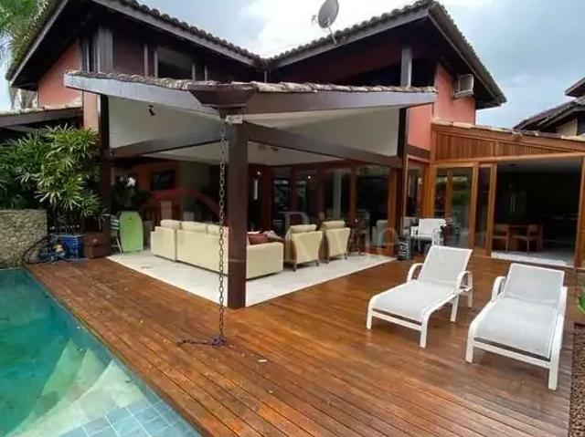 Casa / Sobrado em Condomínio para Locação em São Sebastião/SP Barra do Una 5 Quartos