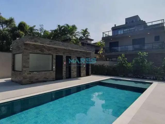 Casa / Sobrado em Condomínio para Locação em São Sebastião/SP Juquehy 4 Quartos
