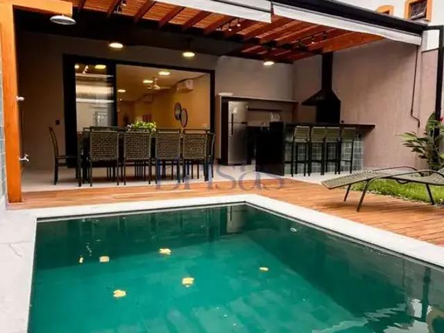Casa / Sobrado em Condomínio para Locação em São Sebastião/SP Juquehy 4 Quartos