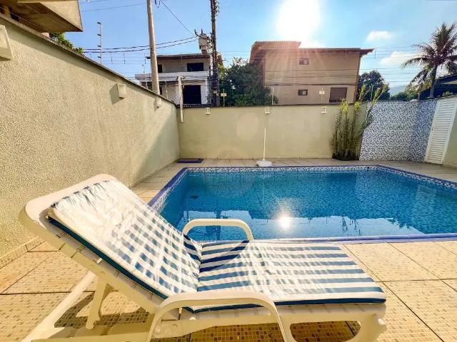 Casa / Sobrado em Condomínio para Locação em São Sebastião/SP Juquehy 3 Quartos