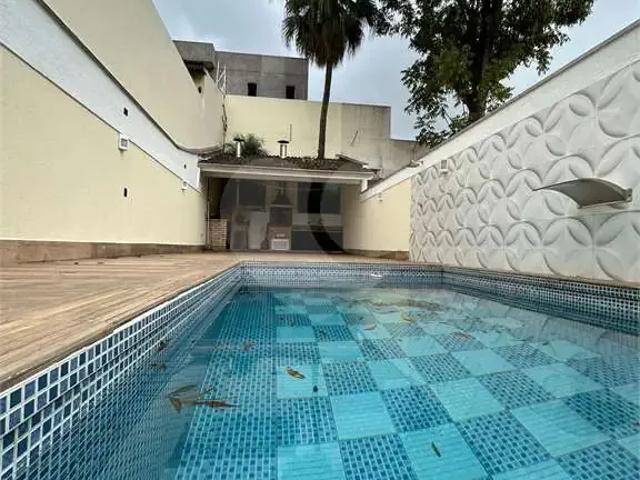 Casa / Sobrado em Condomínio para Locação em São Paulo/SP Tremembé 3 Quartos