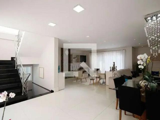 Casa / Sobrado em Condomínio para Locação em São Paulo/SP Tucuruvi 4 Quartos