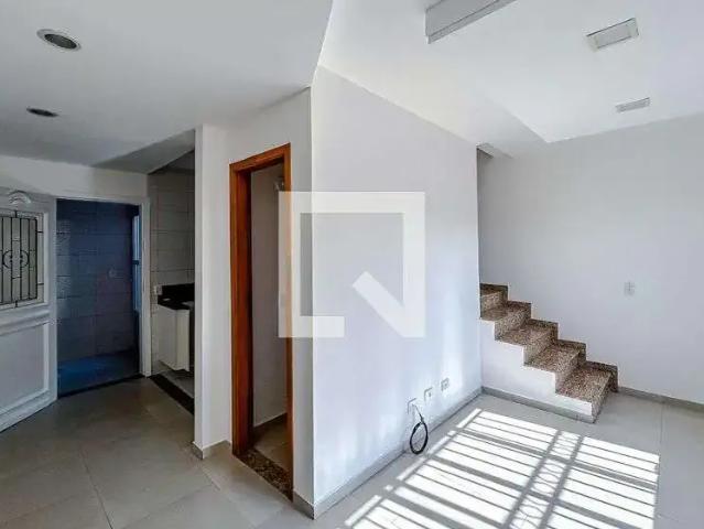 Casa / Sobrado em Condomínio para Locação em São Paulo/SP Vila Matilde 3 Quartos