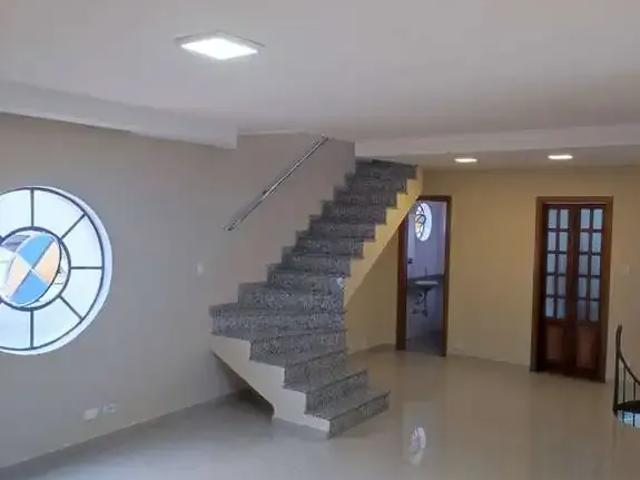Casa / Sobrado em Condomínio para Locação em São Paulo/SP Vila Butantã 4 Quartos