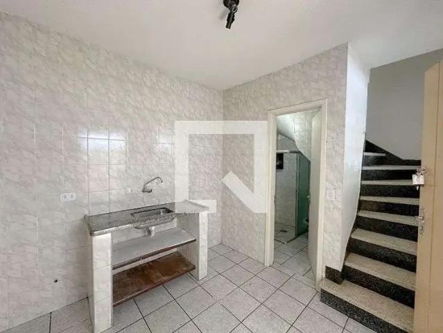 Casa / Sobrado em Condomínio para Locação em São Paulo/SP Vila Romana 1 Quartos