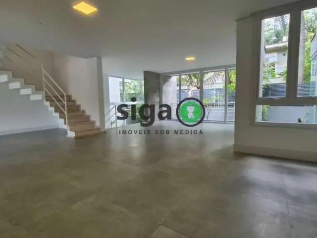 Casa / Sobrado em Condomínio para Locação em São Paulo/SP Alto da Boa Vista 4 Quartos