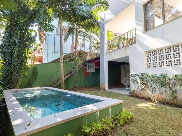 Casa / Sobrado em Condomínio para Locação em São Paulo/SP Alto da Boa Vista 4 Quartos