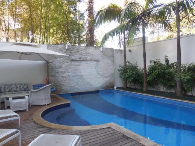 Casa / Sobrado em Condomínio para Locação em São Paulo/SP Alto da Boa Vista 4 Quartos