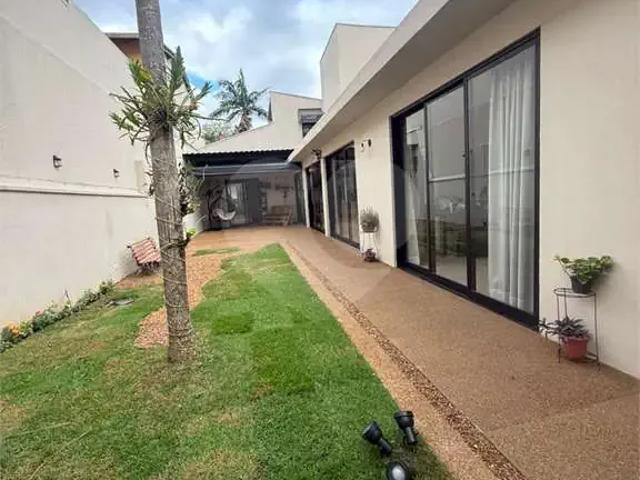 Casa / Sobrado em Condomínio para Locação em São Paulo/SP Alto da Boa Vista 3 Quartos