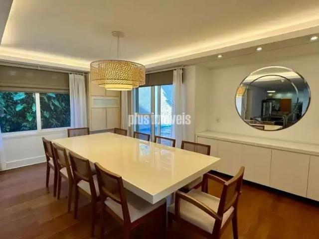 Casa / Sobrado em Condomínio para Locação em São Paulo/SP Alto de Pinheiros 5 Quartos