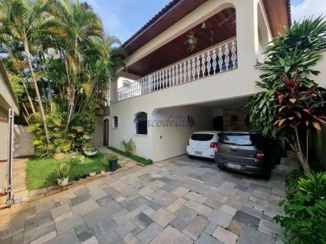 Casa / Sobrado em Condomínio para Locação em São Paulo/SP Barro Branco Zona Norte 5 Quartos
