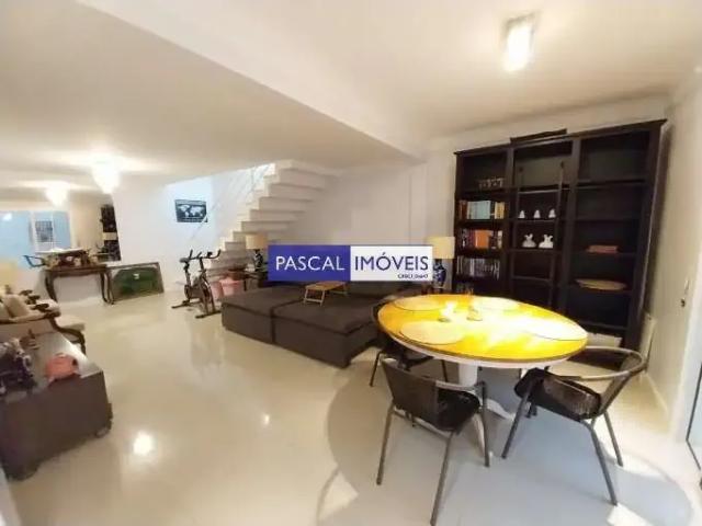 Casa / Sobrado em Condomínio para Locação em São Paulo/SP Brooklin 4 Quartos