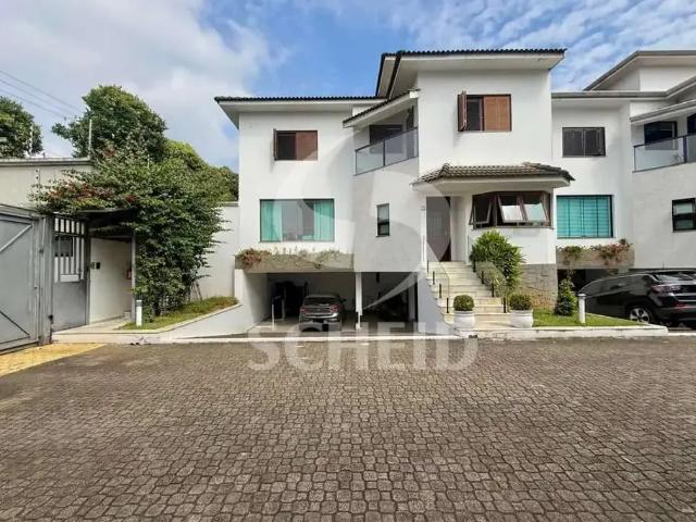 Casa / Sobrado em Condomínio para Locação em São Paulo/SP Brooklin 4 Quartos