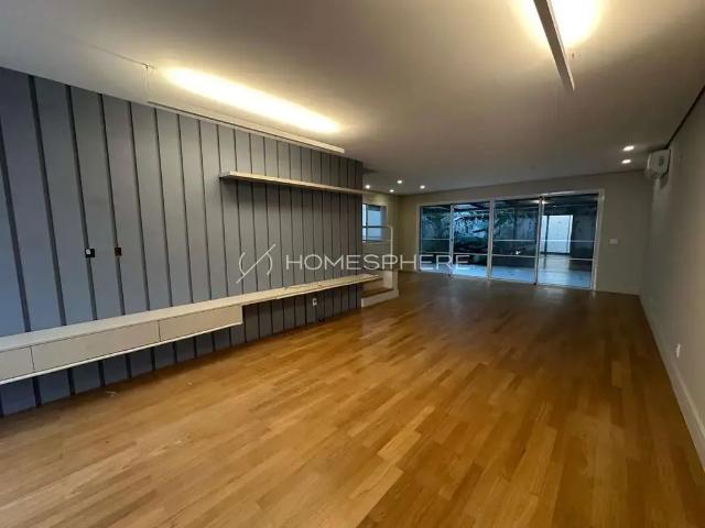Casa / Sobrado em Condomínio para Locação em São Paulo/SP Campo Belo 4 Quartos