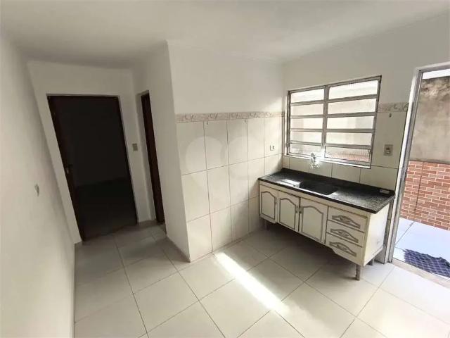Casa / Sobrado em Condomínio para Locação em São Paulo/SP Campo Limpo 1 Quartos