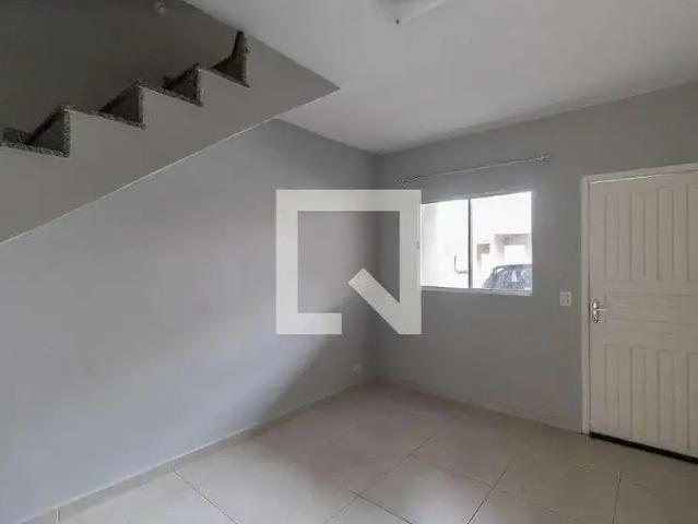 Casa / Sobrado em Condomínio para Locação em São Paulo/SP Cangaíba 2 Quartos