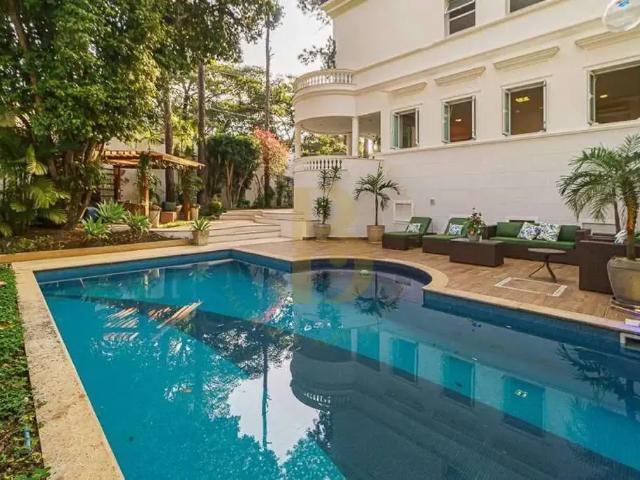 Casa / Sobrado em Condomínio para Locação em São Paulo/SP Chácara Monte Alegre 4 Quartos