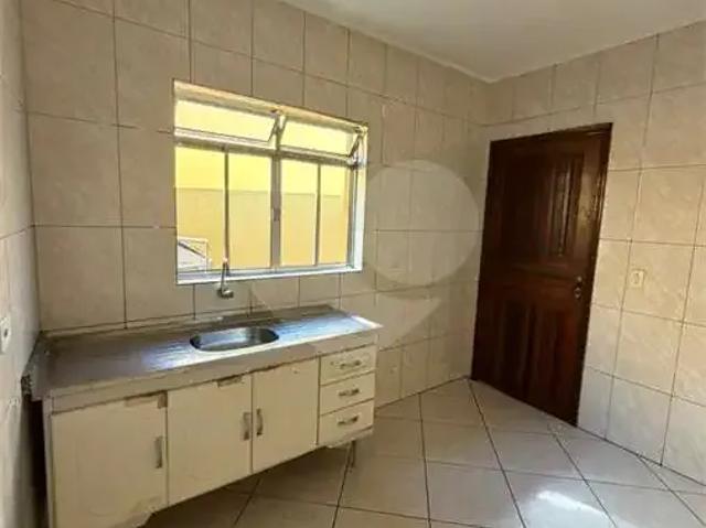 Casa / Sobrado em Condomínio para Locação em São Paulo/SP Interlagos 2 Quartos
