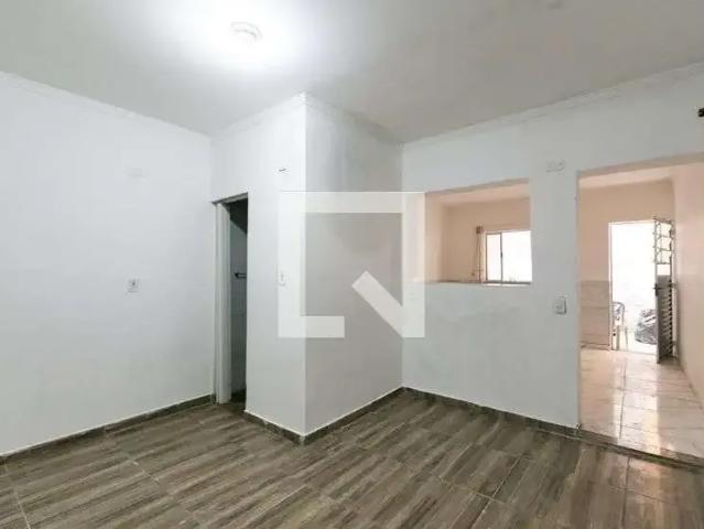 Casa / Sobrado em Condomínio para Locação em São Paulo/SP Itaquera 1 Quartos