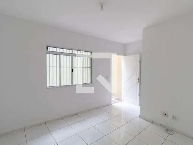 Casa / Sobrado em Condomínio para Locação em São Paulo/SP Itaquera 2 Quartos