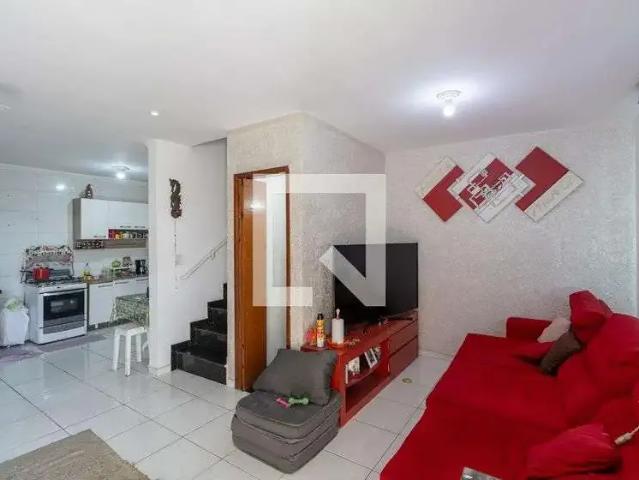 Casa / Sobrado em Condomínio para Locação em São Paulo/SP Itaquera 3 Quartos