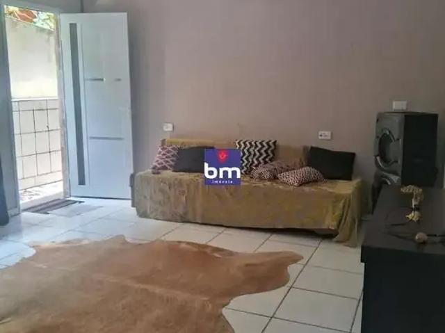Casa / Sobrado em Condomínio para Locação em São Paulo/SP Jardim Guaruja 3 Quartos
