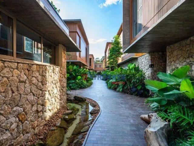 Casa / Sobrado em Condomínio para Locação em São Paulo/SP Jardim Guedala 5 Quartos