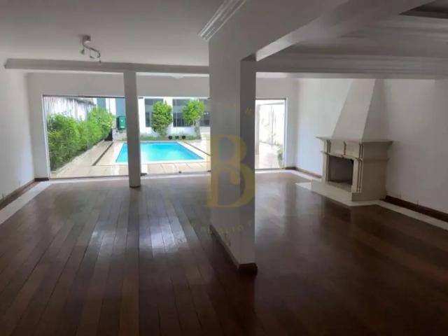 Casa / Sobrado em Condomínio para Locação em São Paulo/SP Jardim dos Estados 3 Quartos