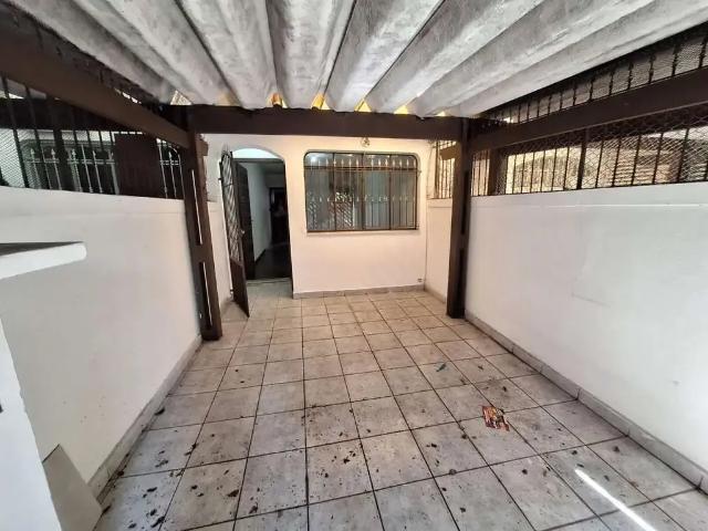 Casa / Sobrado em Condomínio para Locação em São Paulo/SP Jardim Ester 2 Quartos