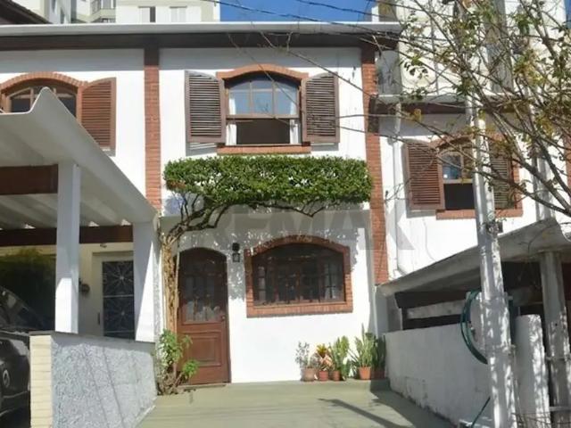 Casa / Sobrado em Condomínio para Locação em São Paulo/SP Jardim Marajoara 3 Quartos