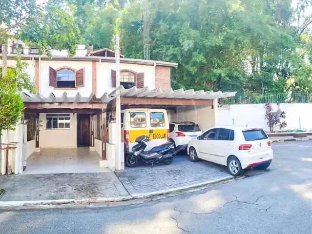 Casa / Sobrado em Condomínio para Locação em São Paulo/SP Jardim Marajoara 3 Quartos