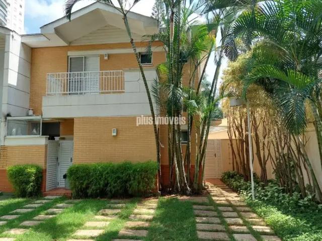 Casa / Sobrado em Condomínio para Locação em São Paulo/SP Jardim Marajoara 4 Quartos