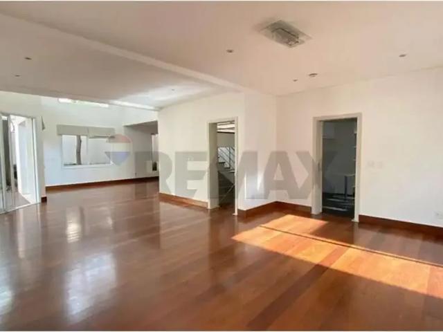 Casa / Sobrado em Condomínio para Locação em São Paulo/SP Jardim Petrópolis 4 Quartos