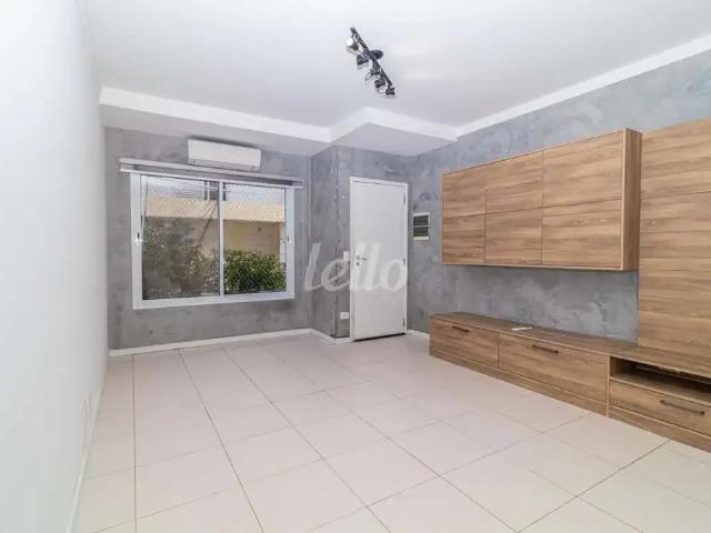 Casa / Sobrado em Condomínio para Locação em São Paulo/SP Jardim Taquaral 3 Quartos