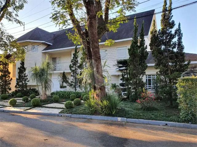 Casa / Sobrado em Condomínio para Locação em São Paulo/SP Morumbi 5 Quartos