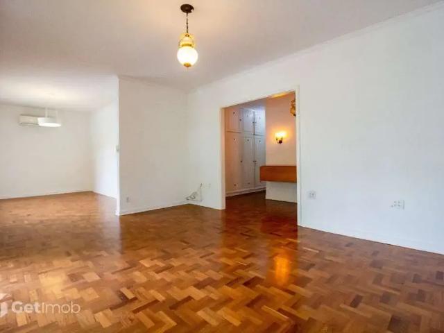 Casa / Sobrado em Condomínio para Locação em São Paulo/SP Pacaembu 3 Quartos