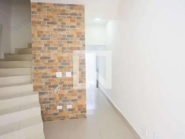 Casa / Sobrado em Condomínio para Locação em São Paulo/SP Parque Maria Helena 2 Quartos