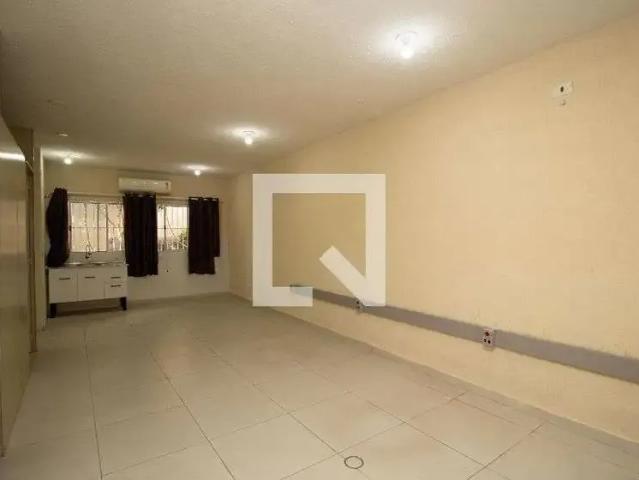 Casa / Sobrado em Condomínio para Locação em São Paulo/SP Piqueri 3 Quartos