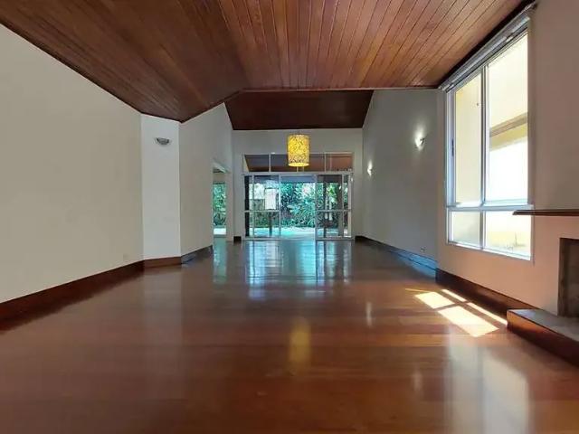 Casa / Sobrado em Condomínio para Locação em São Paulo/SP Santo Amaro 4 Quartos