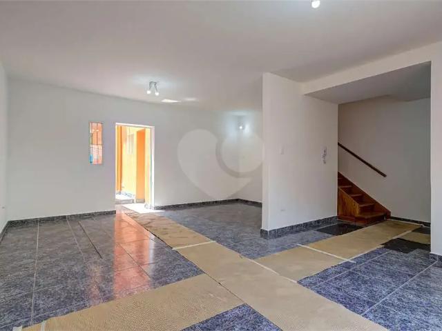 Casa / Sobrado em Condomínio para Locação em São Paulo/SP Santo Amaro 6 Quartos