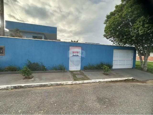 Casa / Sobrado em Condomínio para Locação em São Pedro da Aldeia/RJ São Mateus 3 Quartos