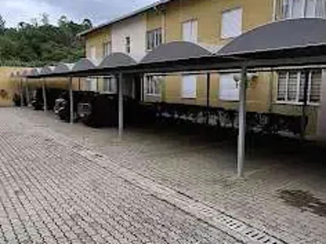 Casa / Sobrado em Condomínio para Locação em São Roque/SP Vila Nossa Senhora Aparecida 2 Quartos